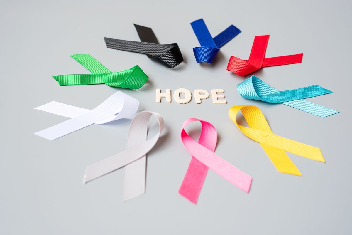 A Guide To Cancer Ribbon Colors & Their Meanings